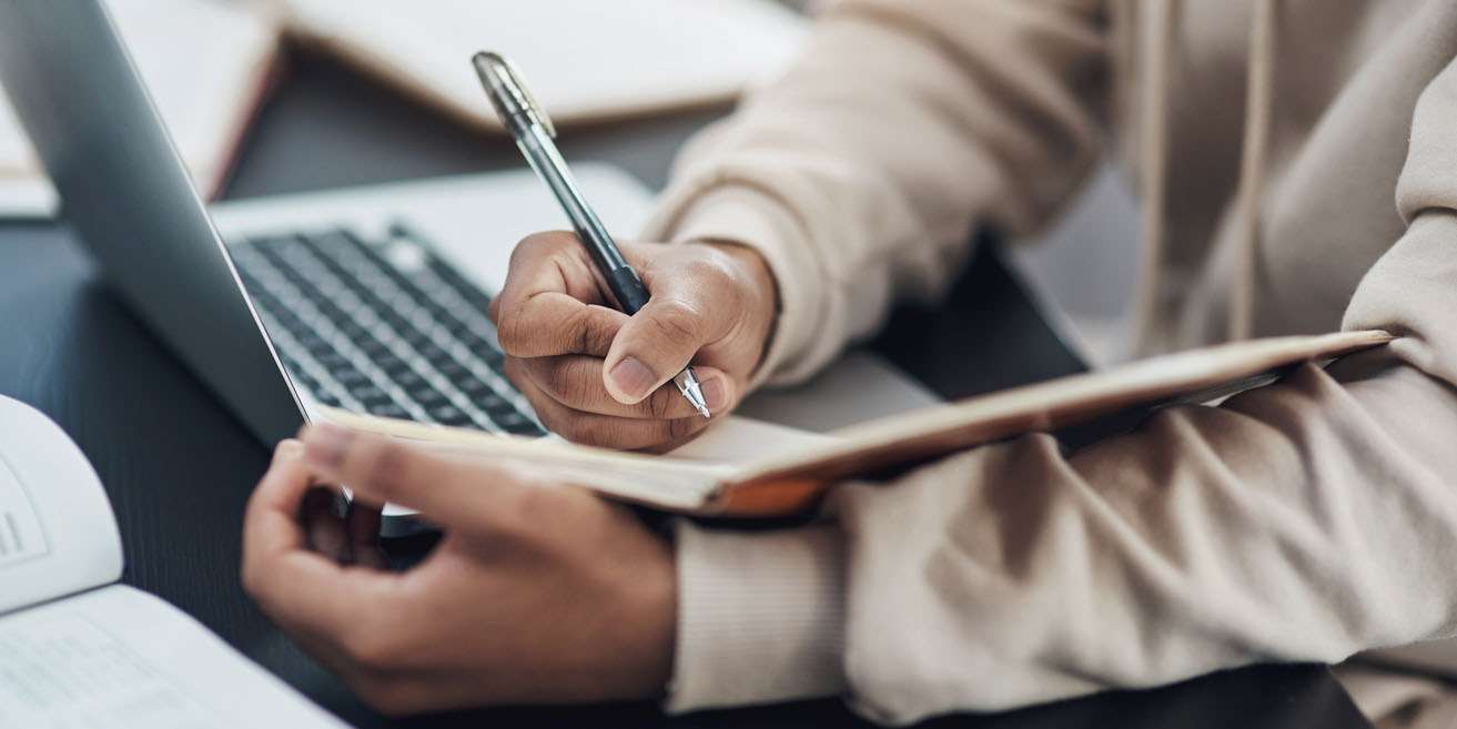 A Guide to Building a Winning Partner Sales Enablement Strategy